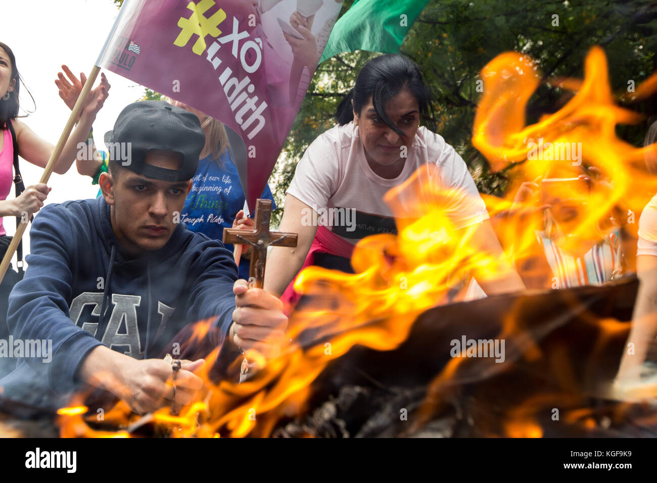 Judith butler hi-res stock photography and images - Alamy