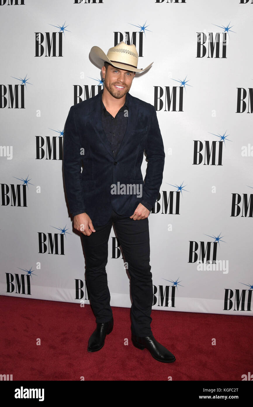 Nashville, Tennessee, USA. 7th Nov, 2017. Dustin Lynch. 2017 BMI ...