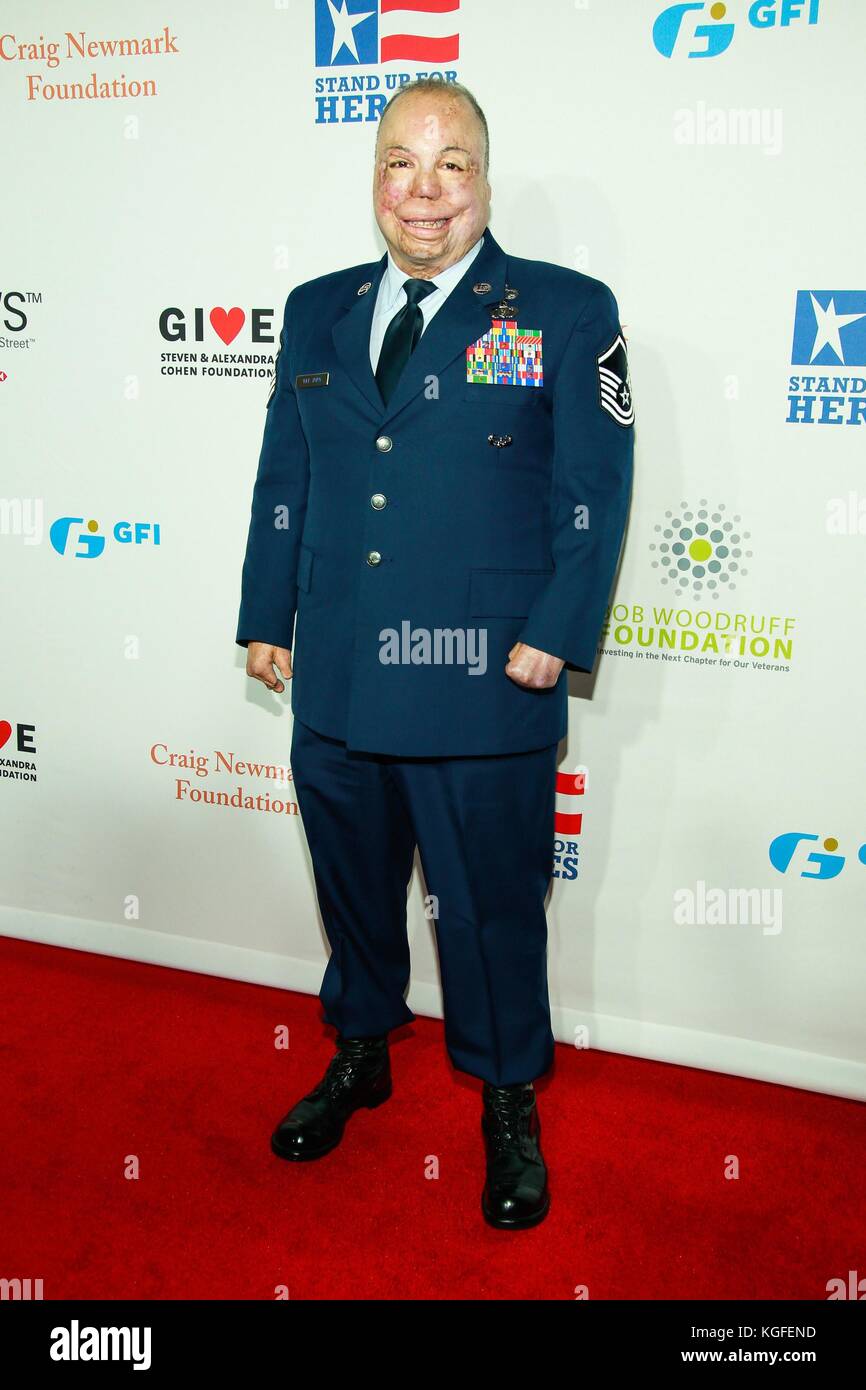 New York, NY, USA. 7th Nov, 2017. Air Force Master Sergeant Israel Del ...