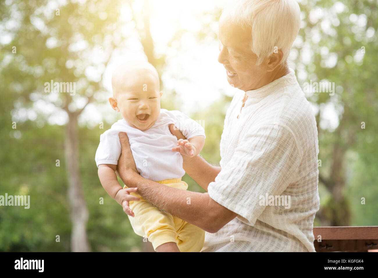 Asian grandpa hi-res stock photography and images - Alamy