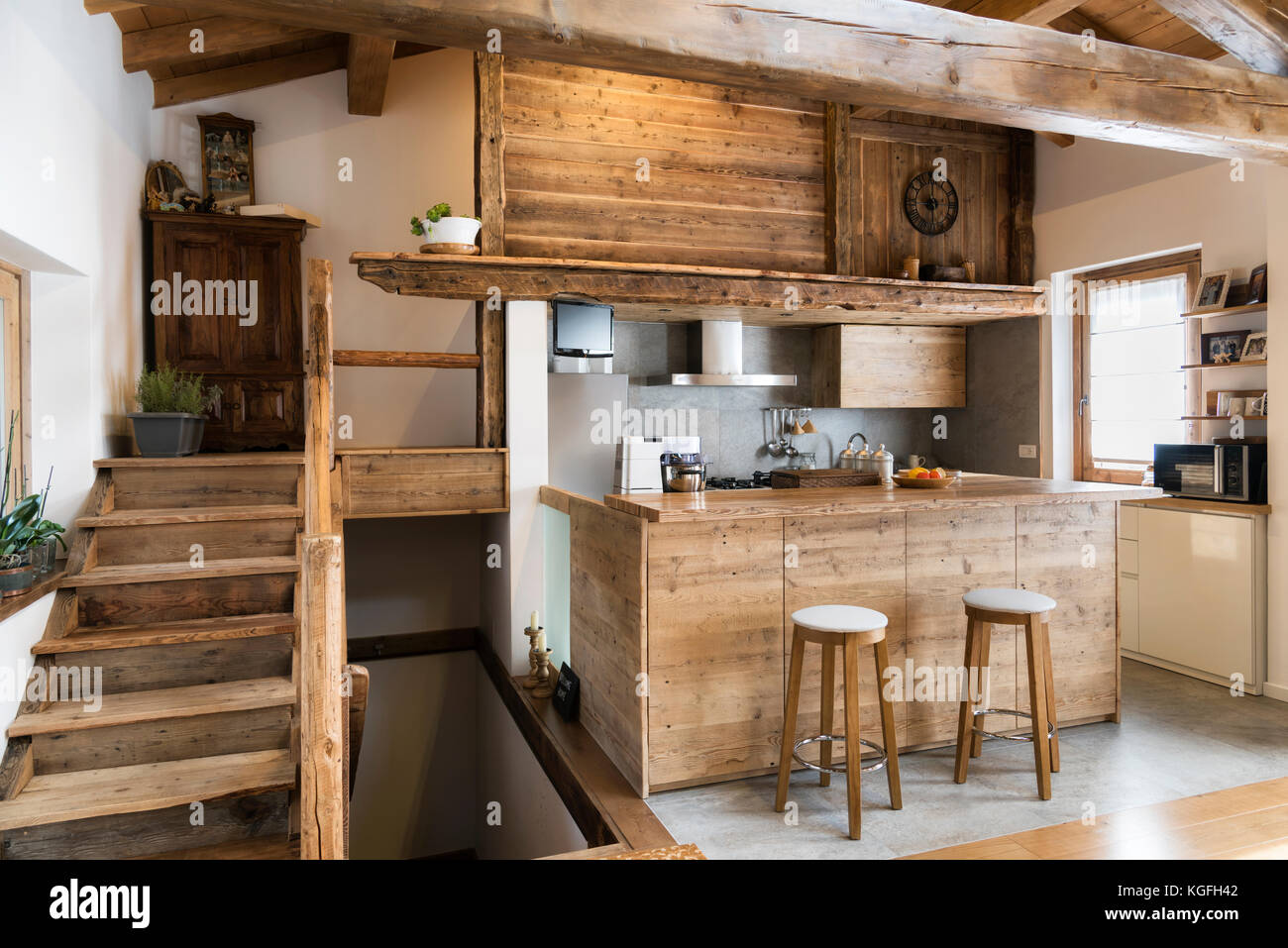 wood kitchen in cottage style Stock Photo - Alamy