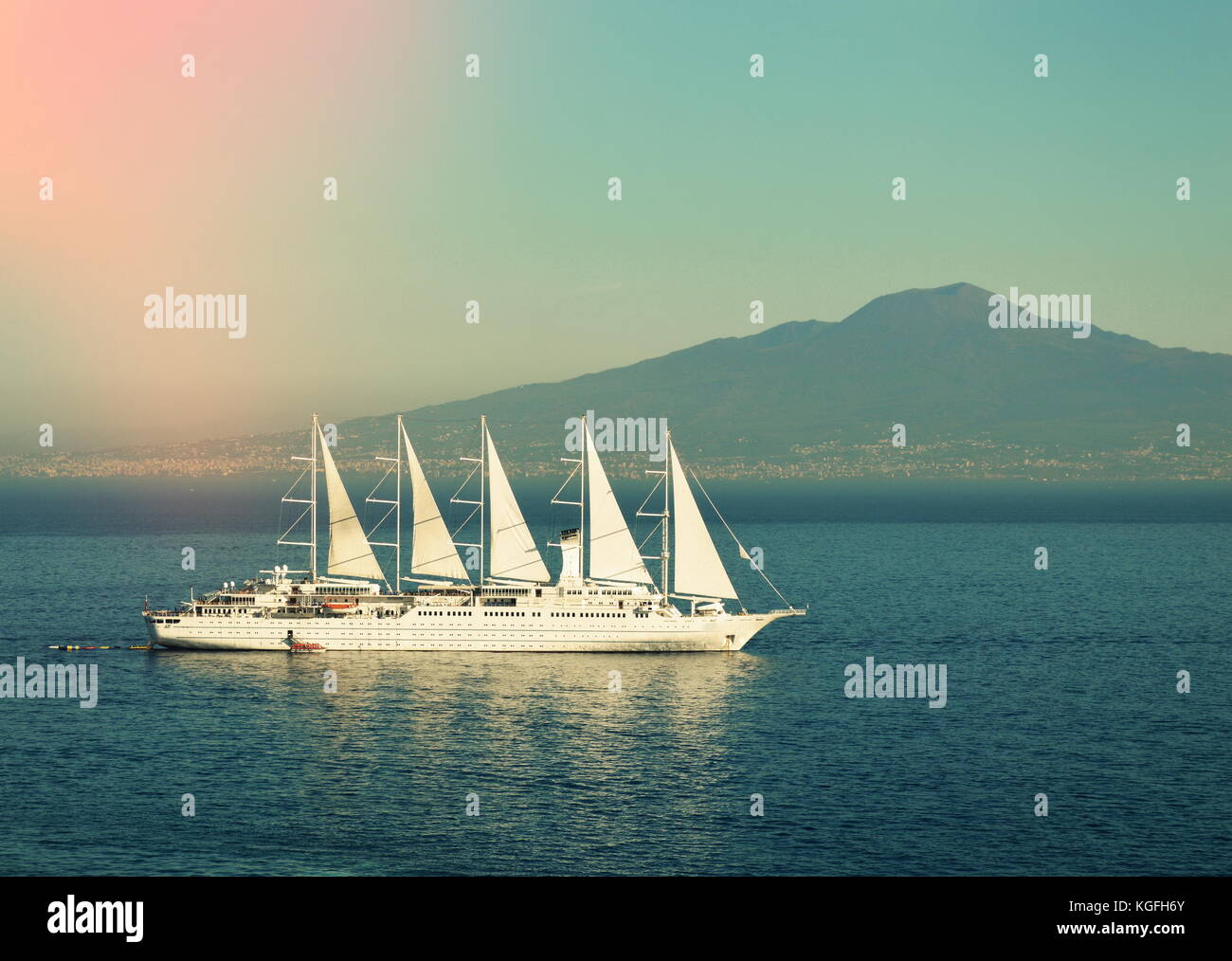 Cruise ship in the sea Stock Photo - Alamy