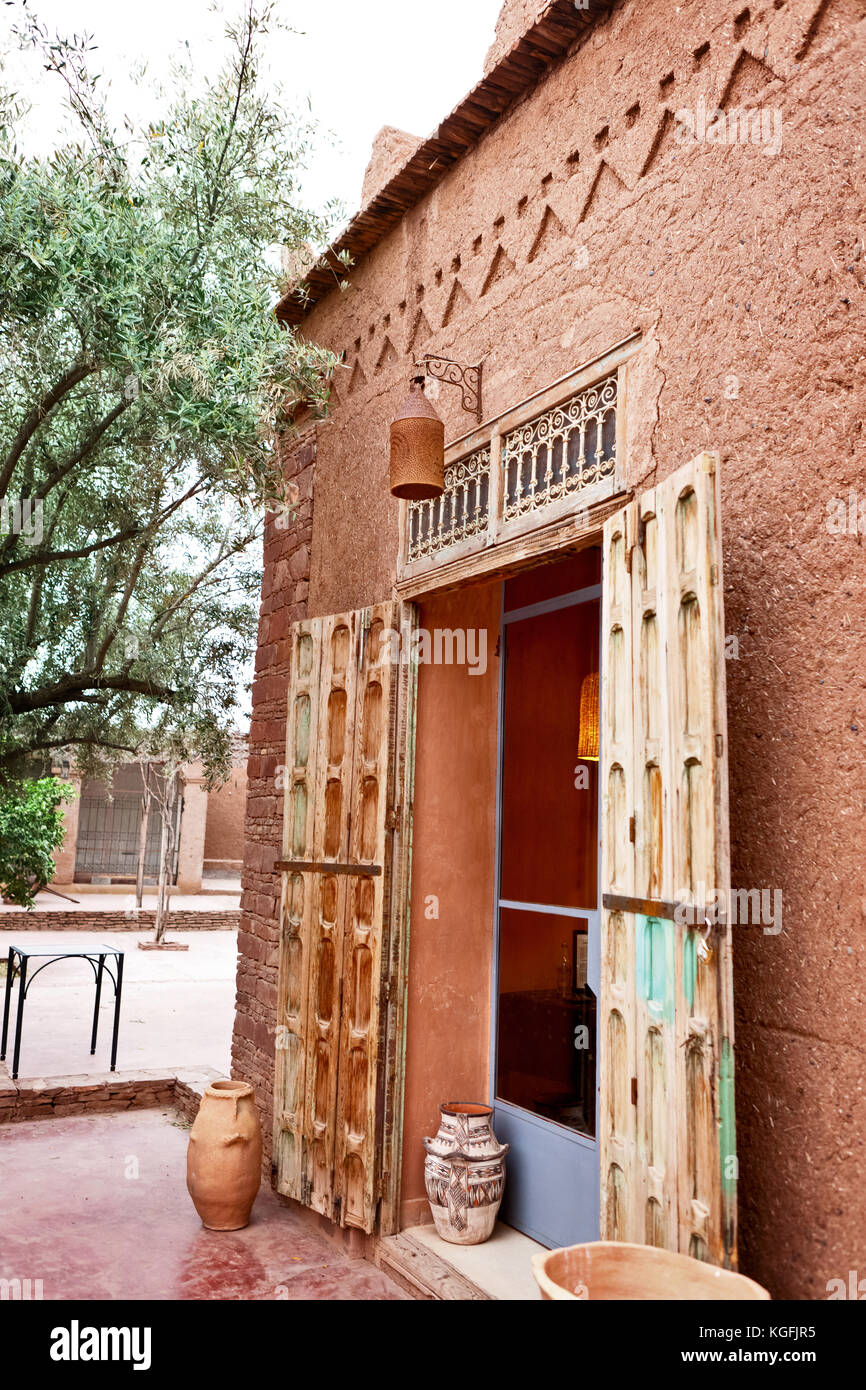 traditional architecture Moroccan house of mud Stock Photo - Alamy