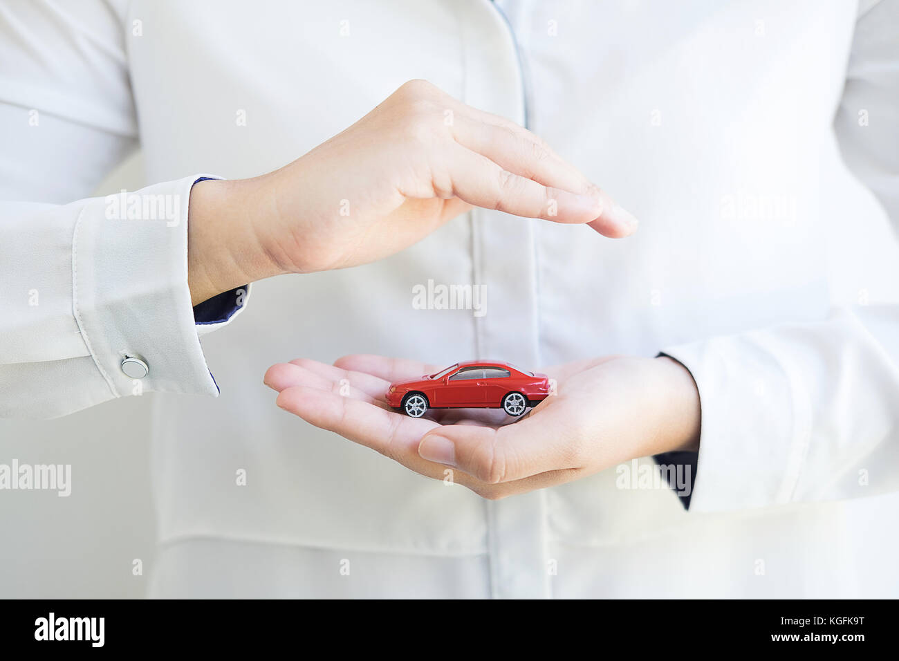 Collision damage waiver hi-res stock photography and images - Alamy