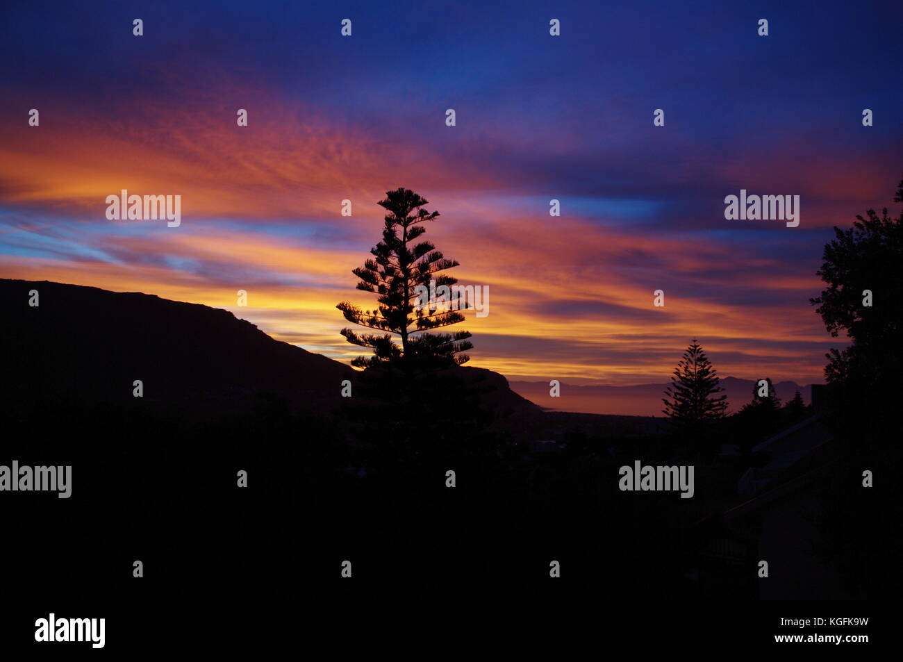 Sunrise fire in the sky Stock Photo - Alamy