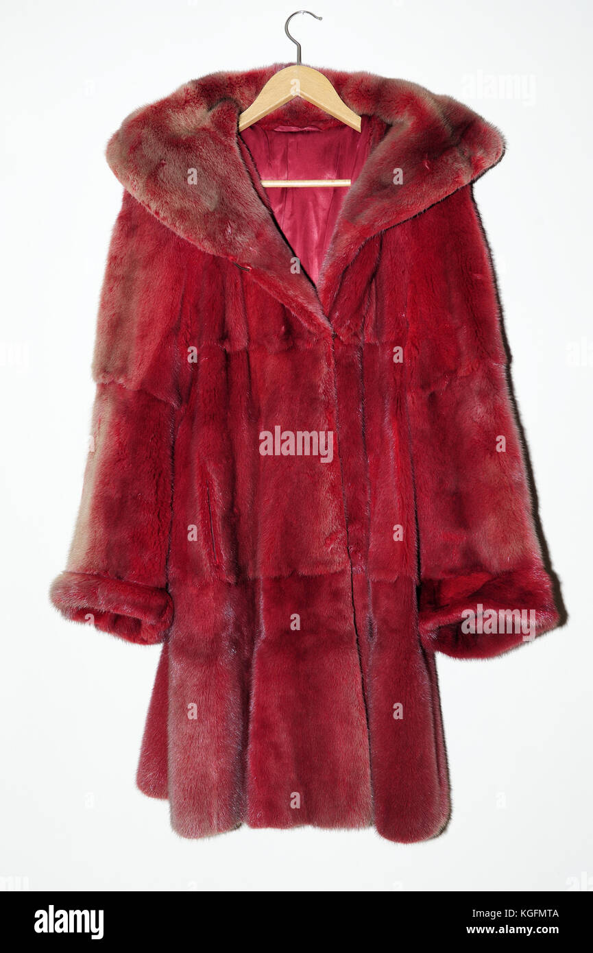 Fur clothing hi-res stock photography and images - Alamy