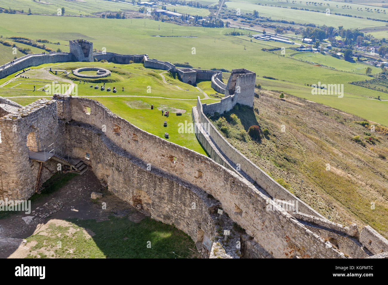 Spis Castle courtyard. Spissky hrad, National Cultural Monument UNESCO ...