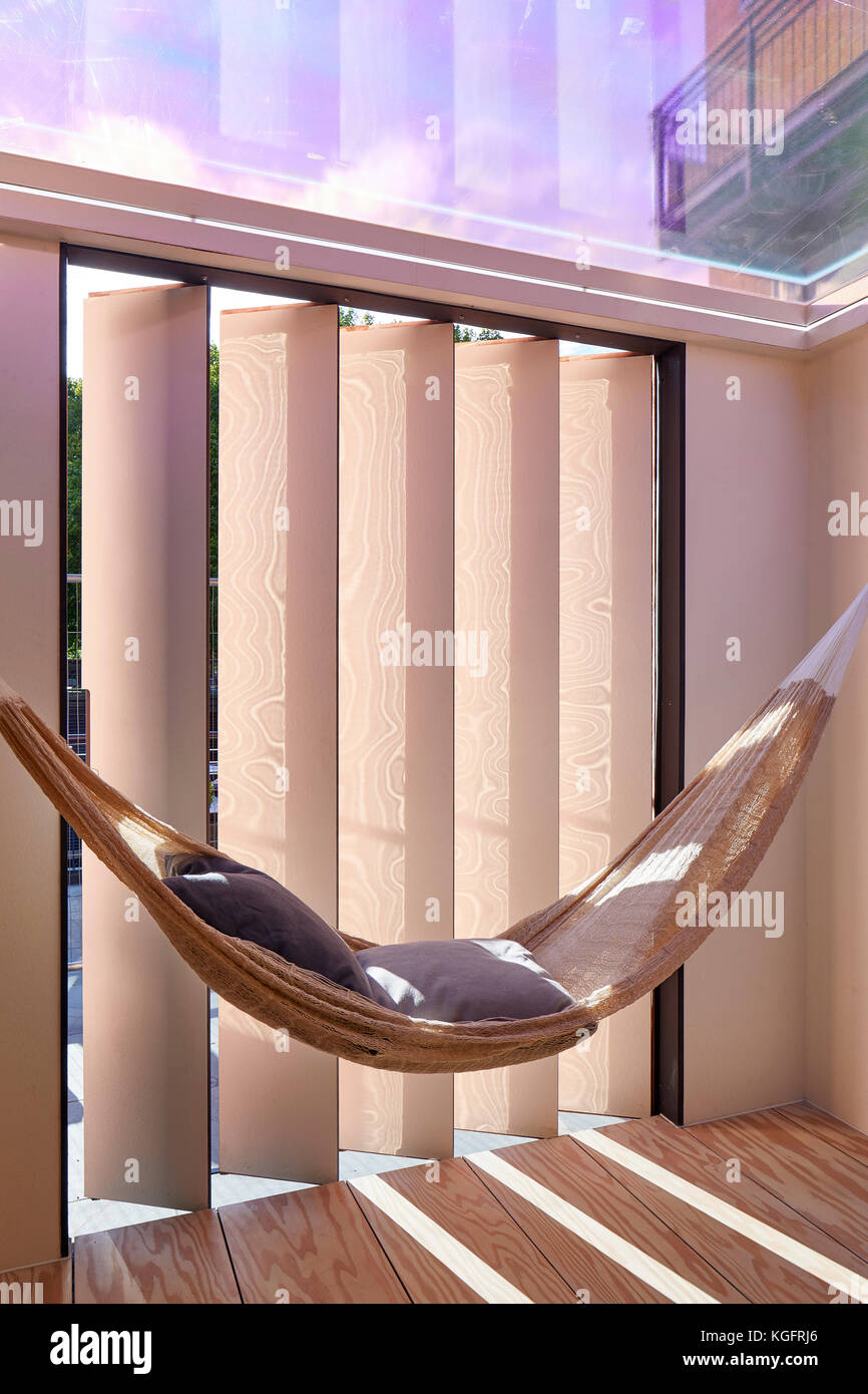 Hammock with pillow hi-res stock photography and images - Alamy