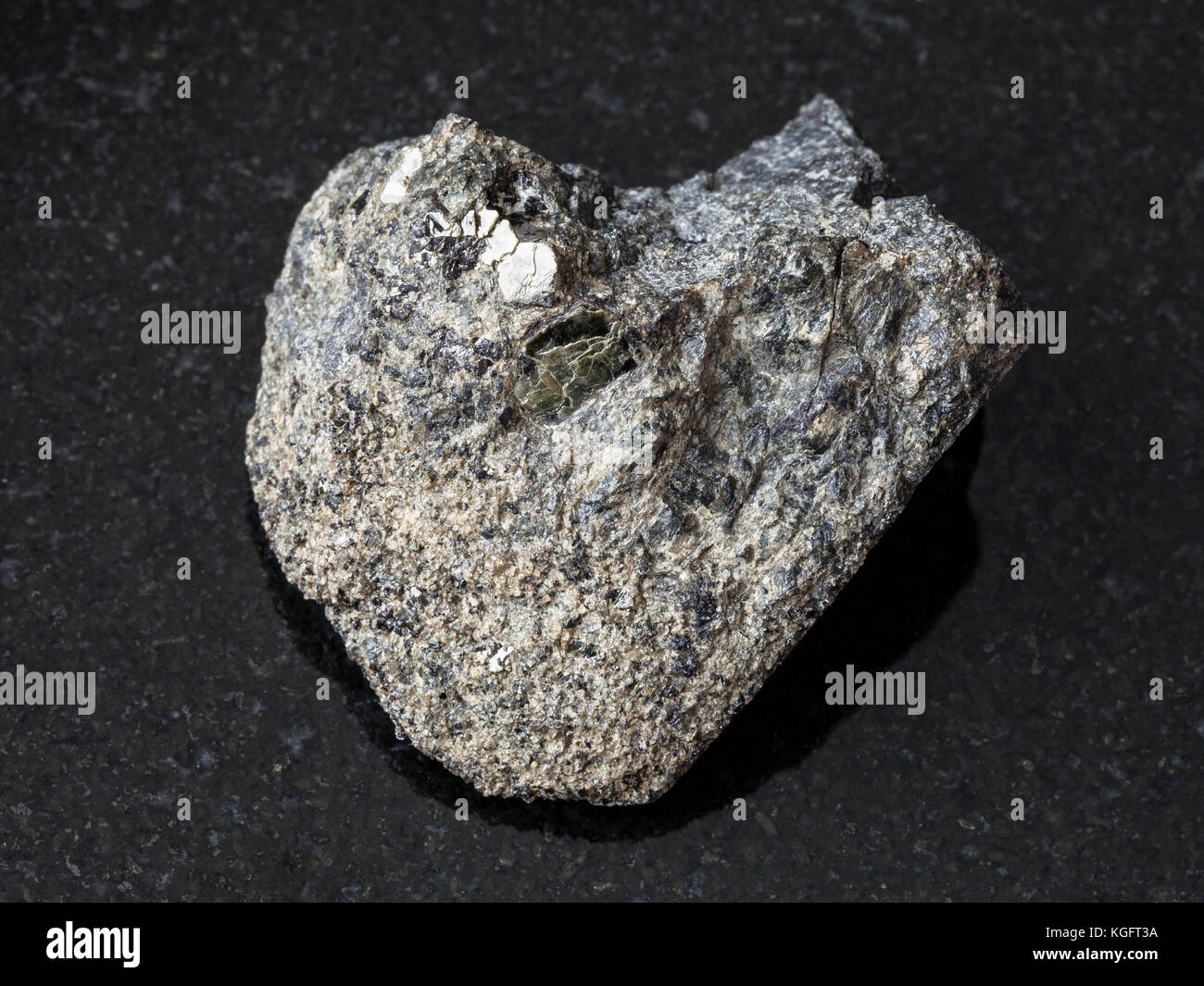 Peridotite rock hi-res stock photography and images - Alamy