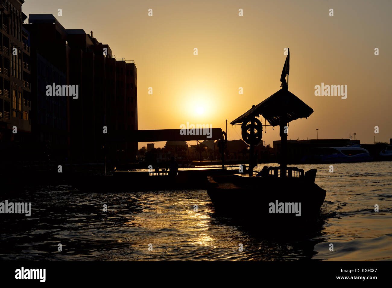 DUBAI, UAE - SEPTEMBER 10: The traditional Abra boat in Dubai Creek on ...