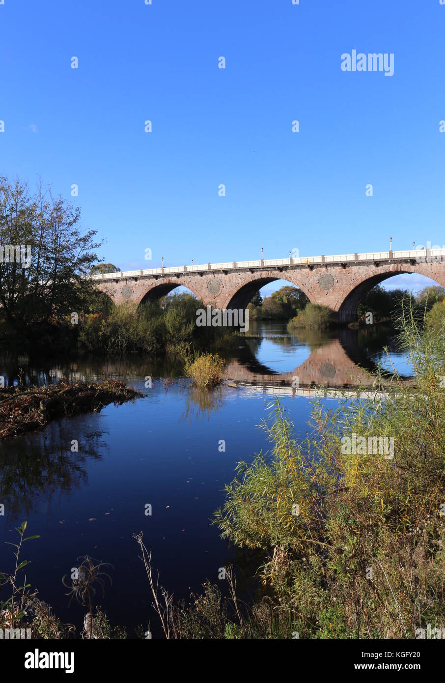 Smeaton Bridge River Tay Perth High Resolution Stock Photography and ...