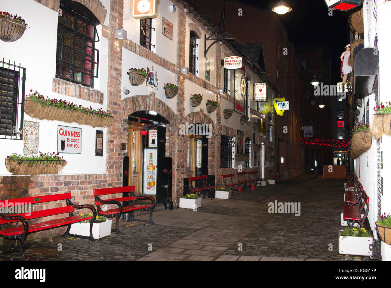 Duke of York Bar Belfast Stock Photo - Alamy