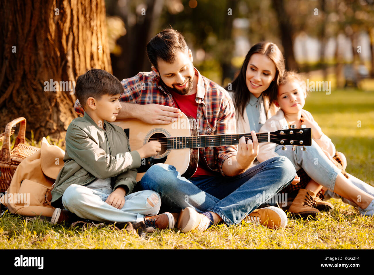 Family with children on picnic Stock Photo - Alamy