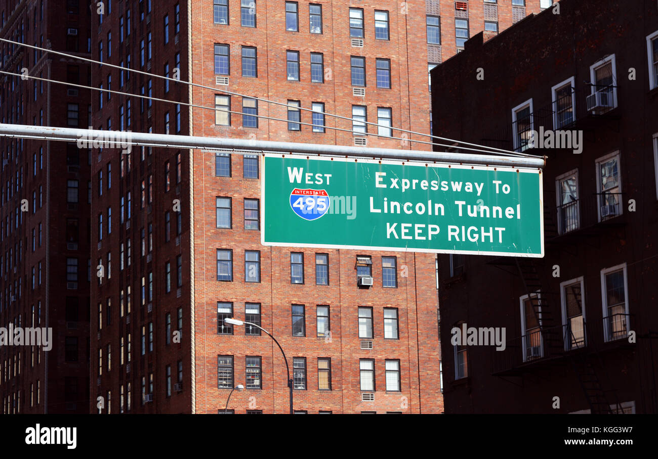 495 road sign hi-res stock photography and images - Alamy