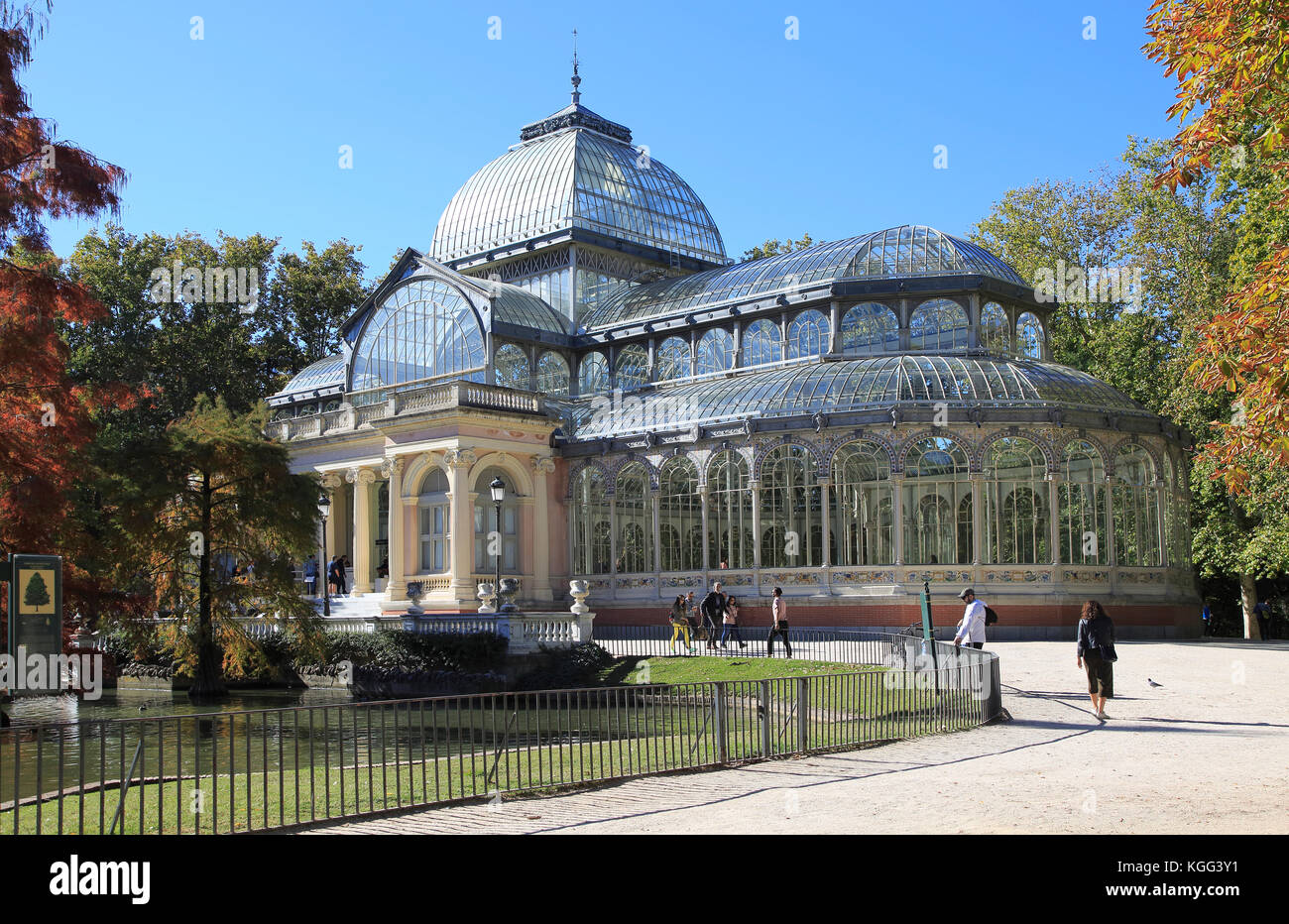 Palacio de Cristal, Crystal Palace built 1887 in El Retiro park, Madrid ...