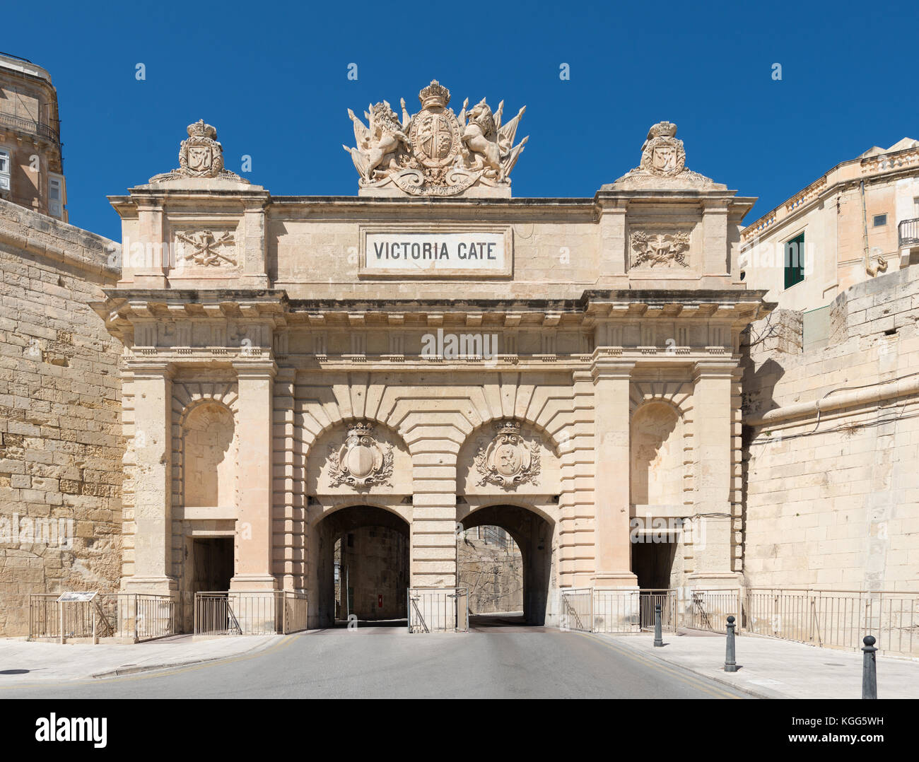 Victoria gate hi-res stock photography and images - Alamy