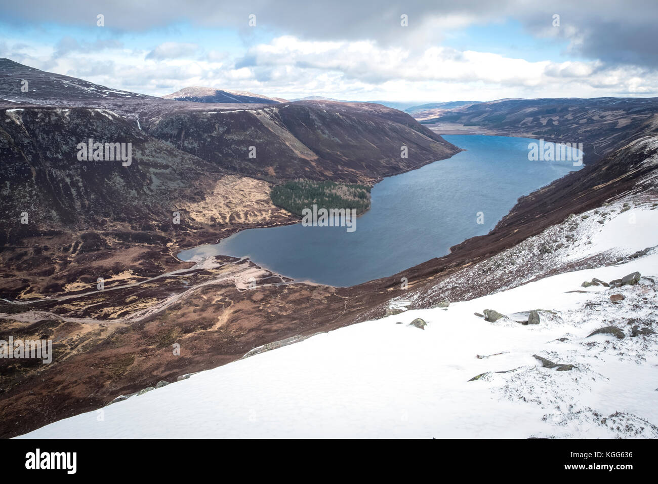 Glen muick hi-res stock photography and images - Alamy