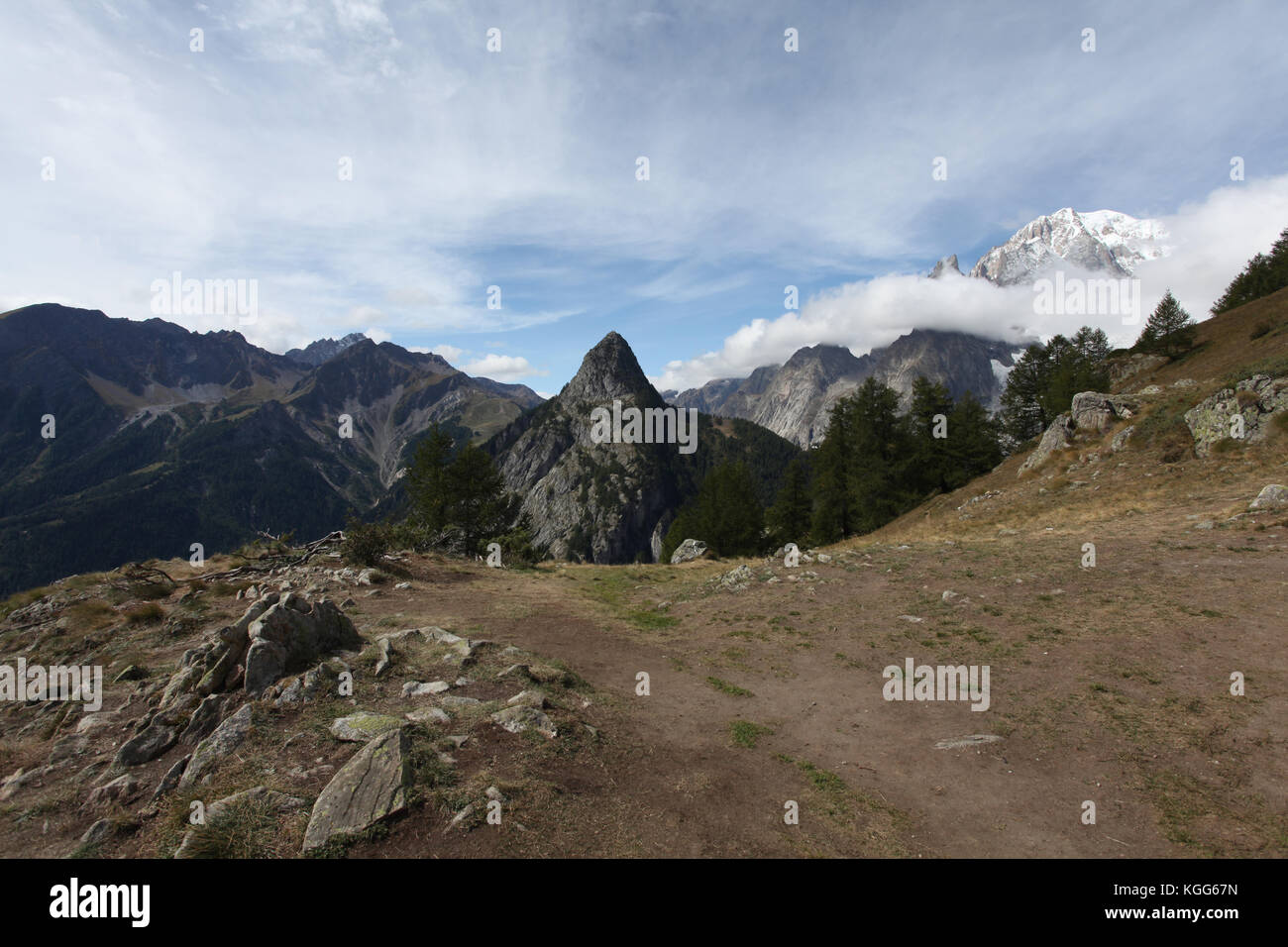 Mont blanc mountain range hi-res stock photography and images - Alamy