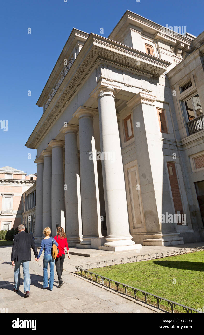 Classical architecture porch and portico, Museo del Prado, museum art ...