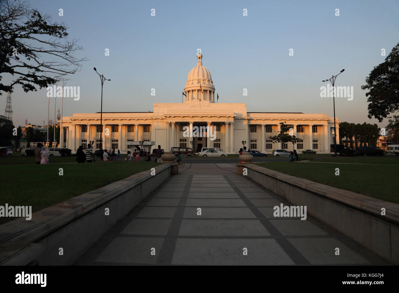 Viharamahadevi Park Colombo High Resolution Stock Photography and ...