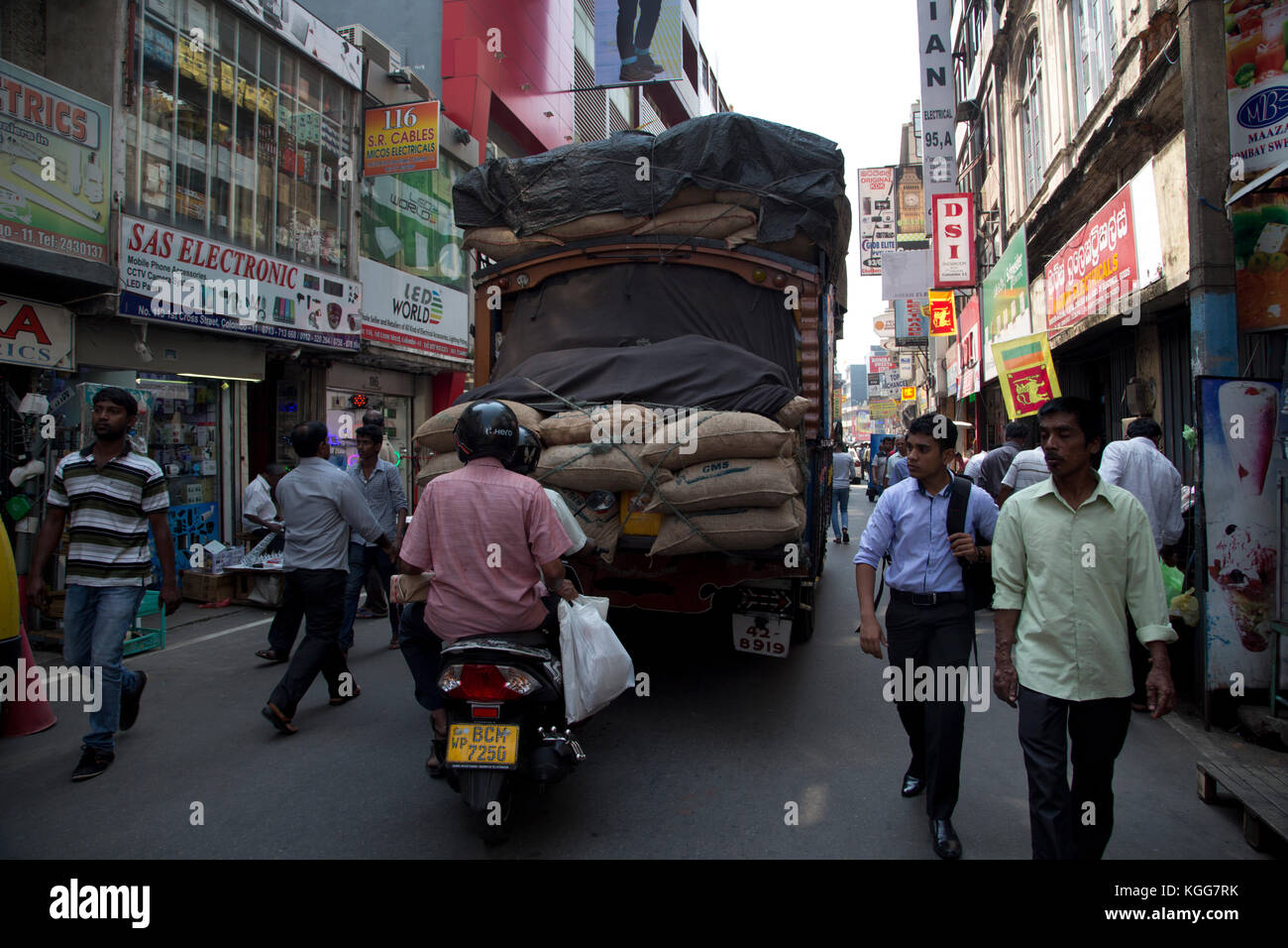 The Pettah Colombo Sri Lanka First Cross Street Overloaded Lorry on ...