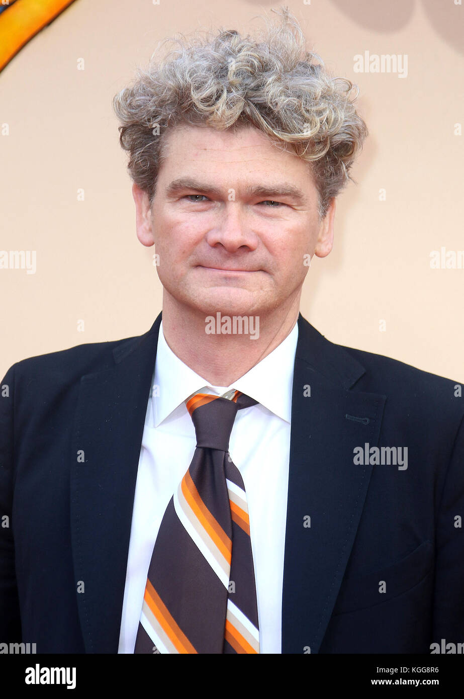 LONDON - NOV 05, 2017: Simon Farnaby attends the Paddington 2 film ...