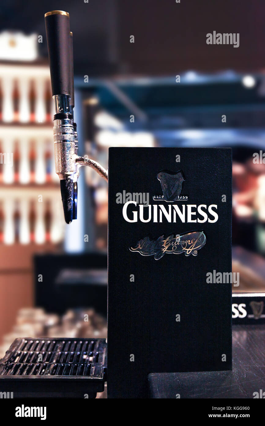 Tour guinness hi-res stock photography and images - Alamy