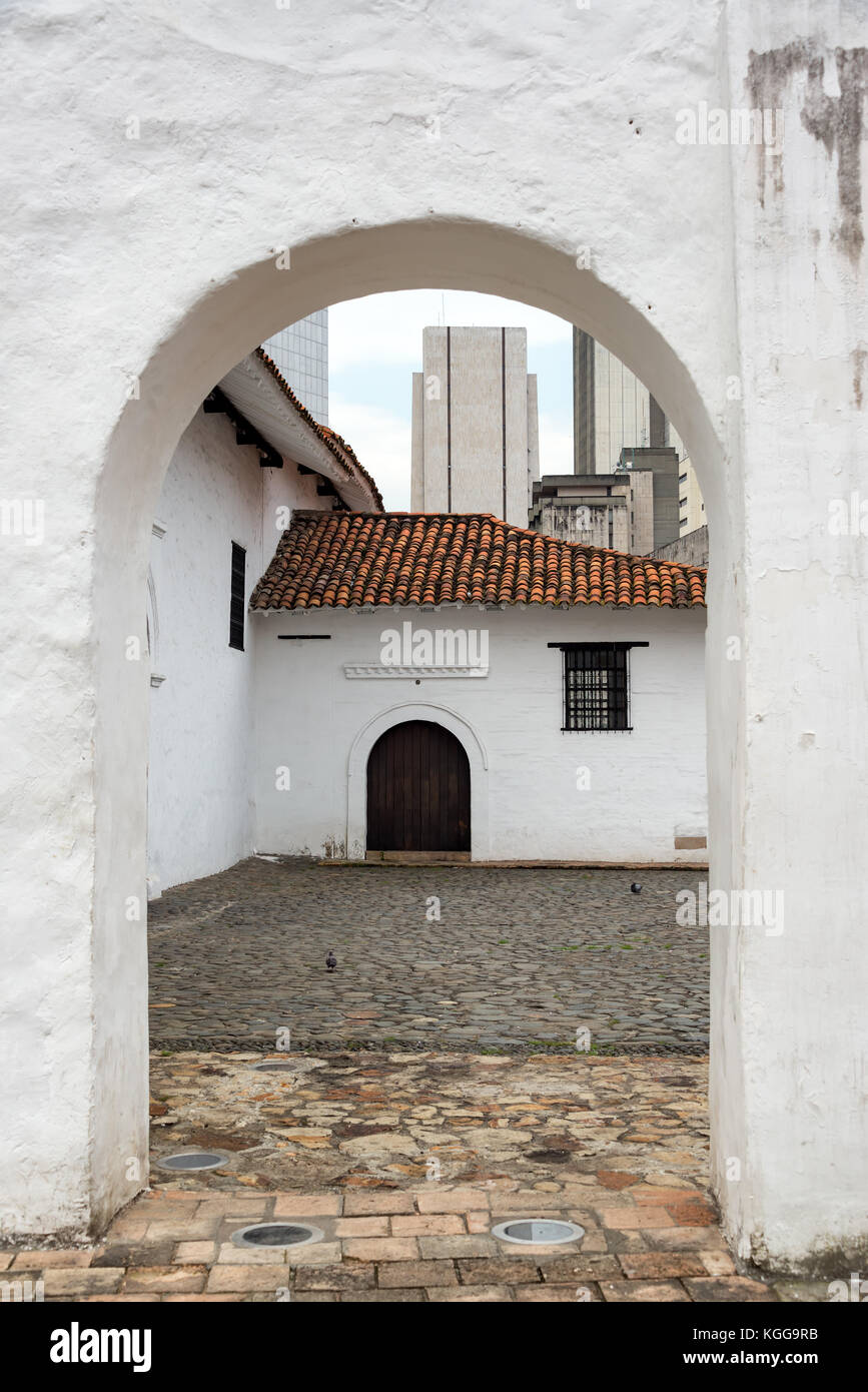 Colonial architecture cali hi-res stock photography and images - Alamy
