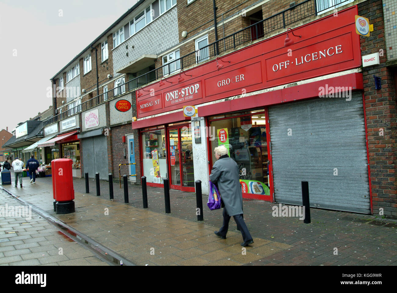Portsmouth town centre hi-res stock photography and images - Alamy