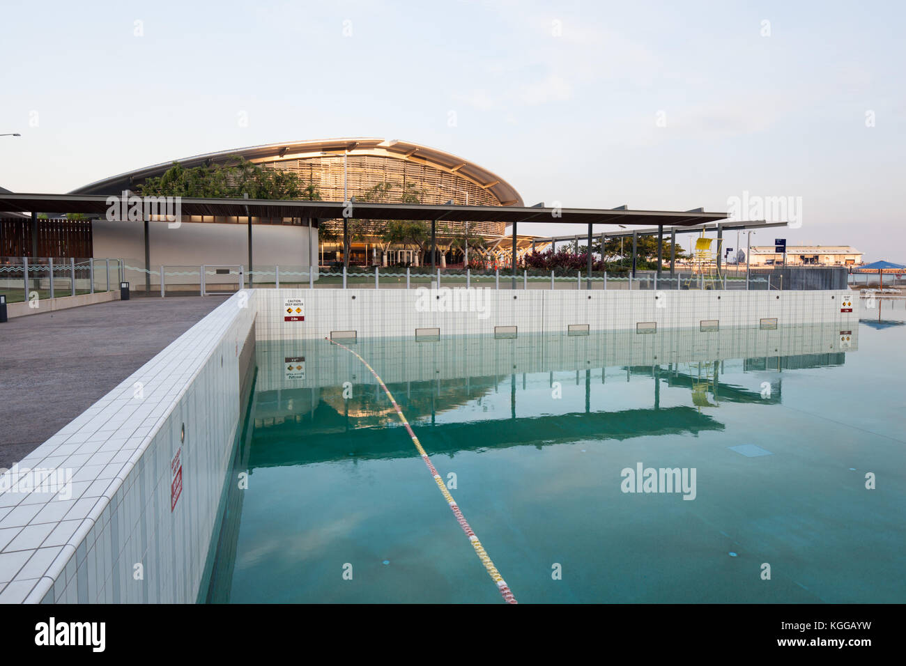 Darwin Convention Centre and Wave Pool in evening light. Darwin ...