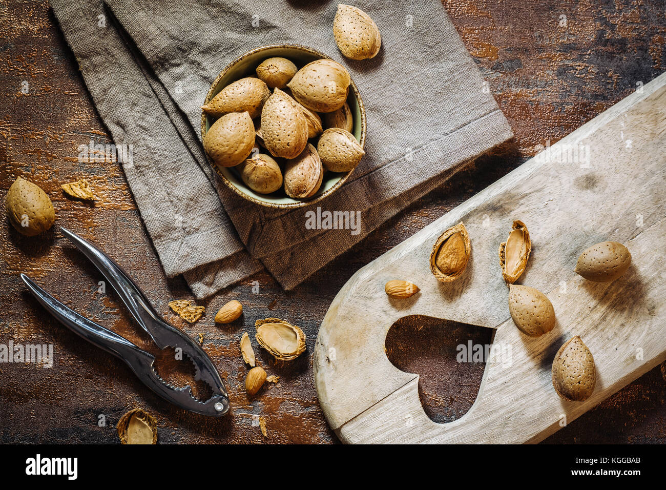 Fresh raw almonds fruits in autumn season Stock Photo - Alamy