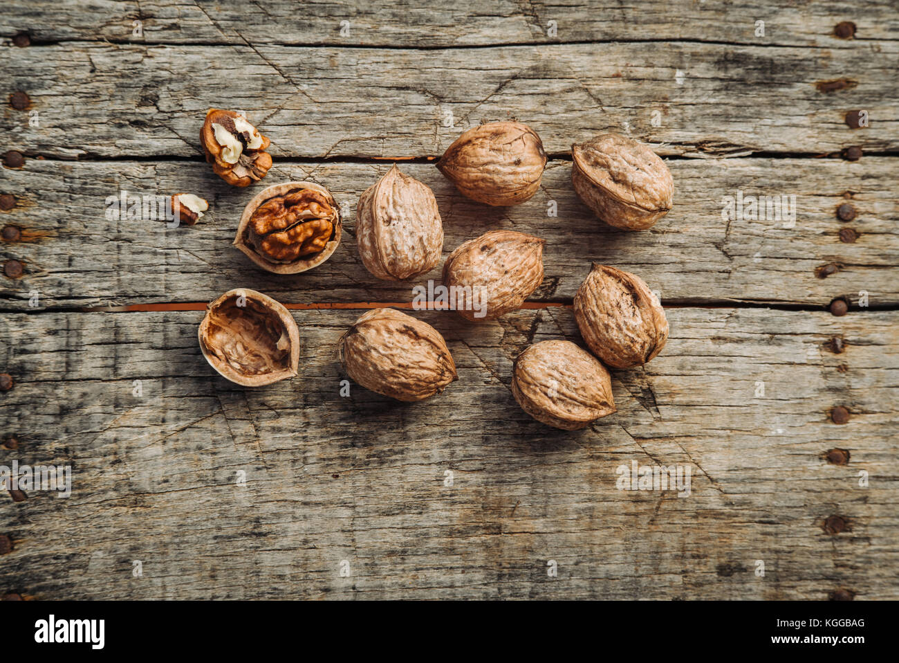 Fresh raw walnuts fruits in Autumn season Stock Photo - Alamy