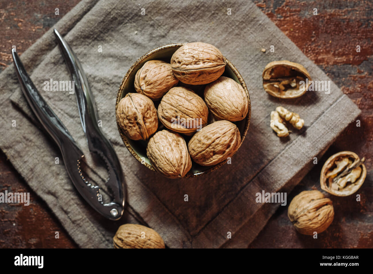 Fresh raw walnuts fruits in Autumn season Stock Photo - Alamy