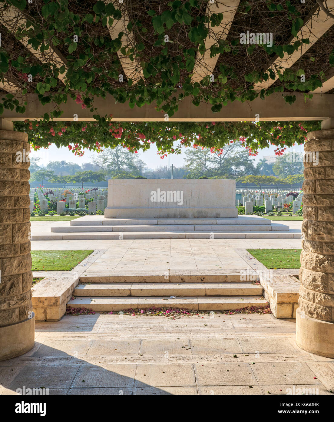 Heliopolis war cemetery cairo egypt hi-res stock photography and images ...