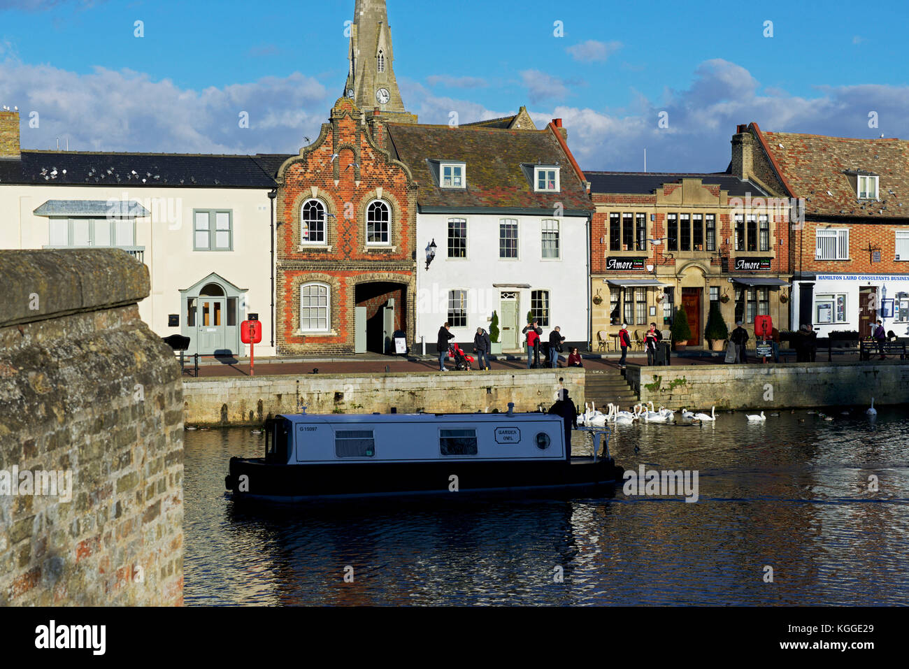 Great ouse boat cambridgeshire hi-res stock photography and images - Alamy