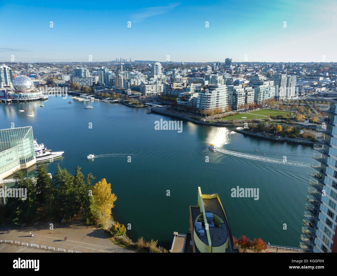 Aerial view vancouver downtown park hi-res stock photography and images ...