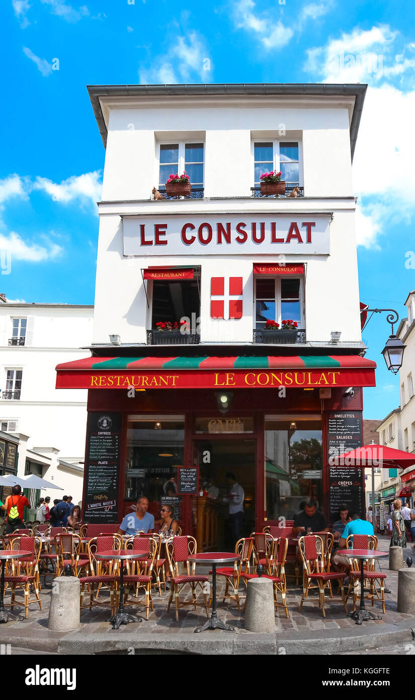 Paris Corner Cafe Montmartre High Resolution Stock Photography and ...