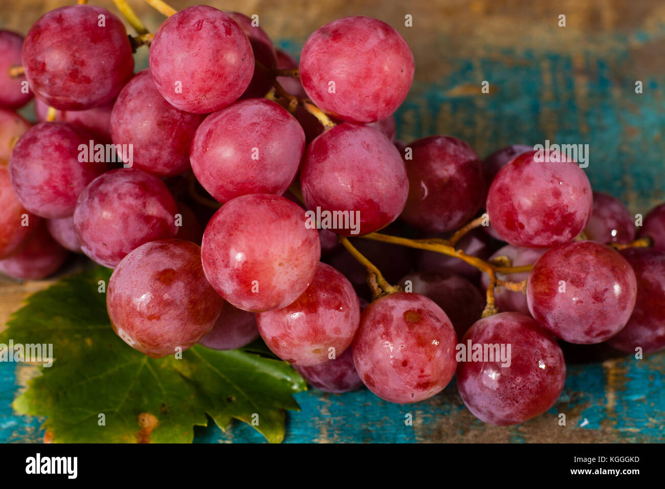Grapes of the variety red globe hi-res stock photography and images - Alamy