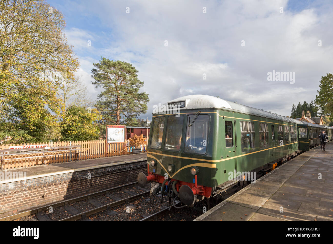 Class 108 dmu hi-res stock photography and images - Alamy