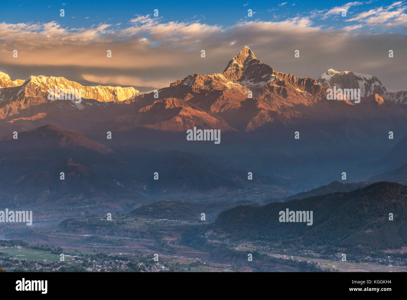 Himalayas range on sunrise from Sarangkot Nepal Stock Photo - Alamy