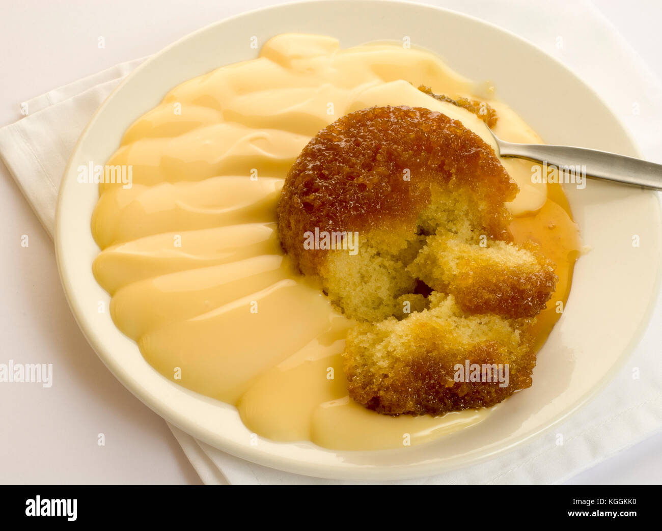 Golden sponge hi-res stock photography and images - Alamy