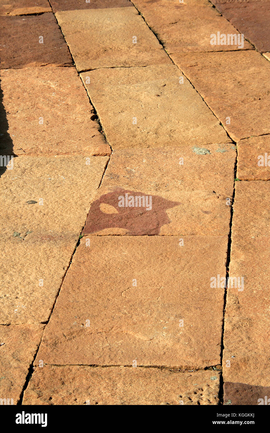 Pavement of neatly dressed granite stone slabs Stock Photo - Alamy