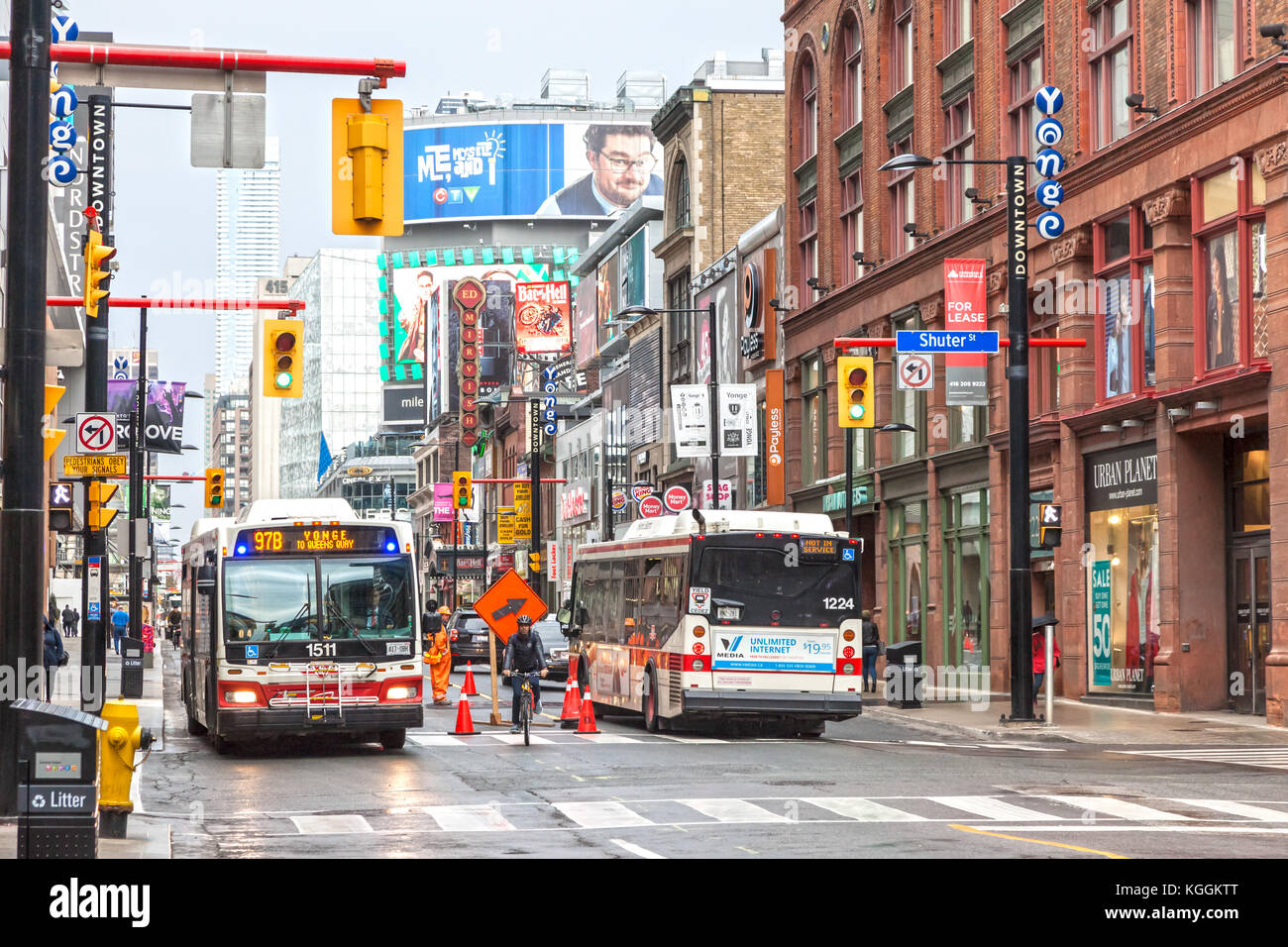 Toronto, Canada - Oct 11, 2017: Yonge Downtown street in the city of ...