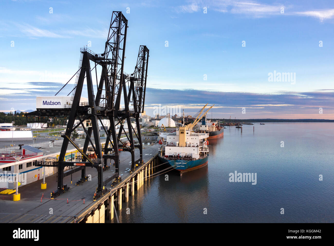 Port of anchorage hi-res stock photography and images - Alamy