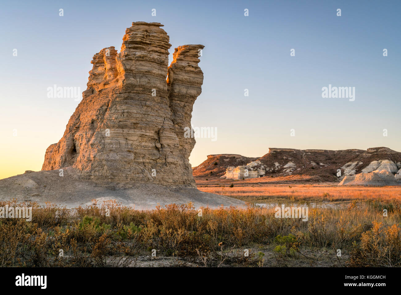 Castle rock limestone pillar landmark hi-res stock photography and ...