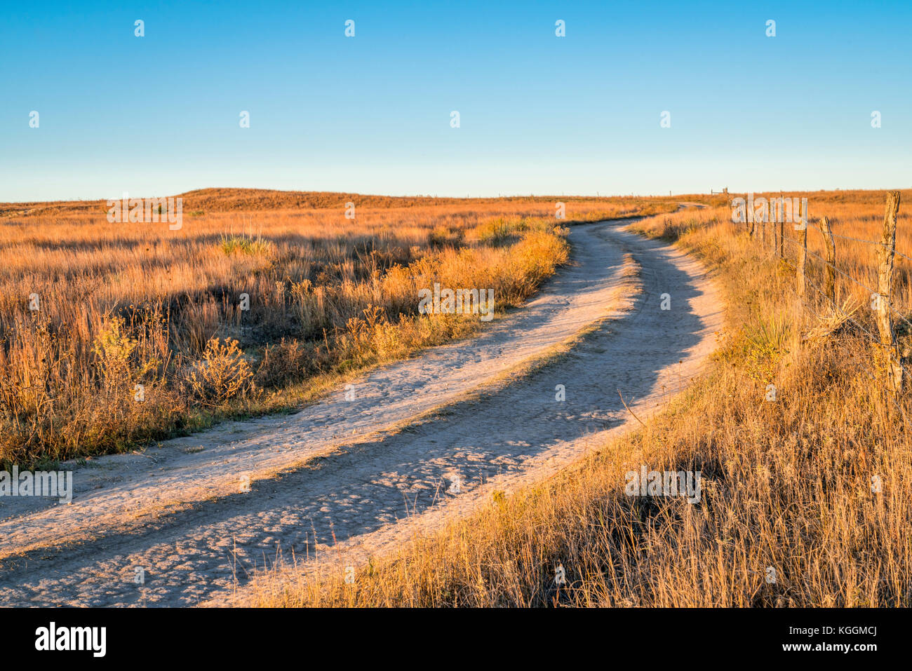 Prairie farmland in western hi-res stock photography and images - Alamy