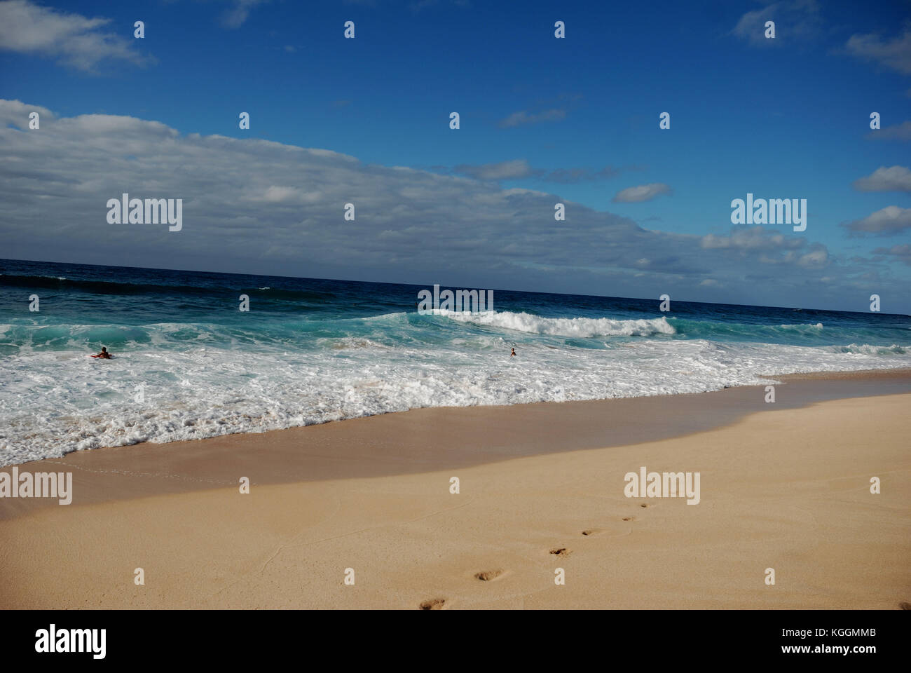 Oahu north shore surf hi-res stock photography and images - Alamy