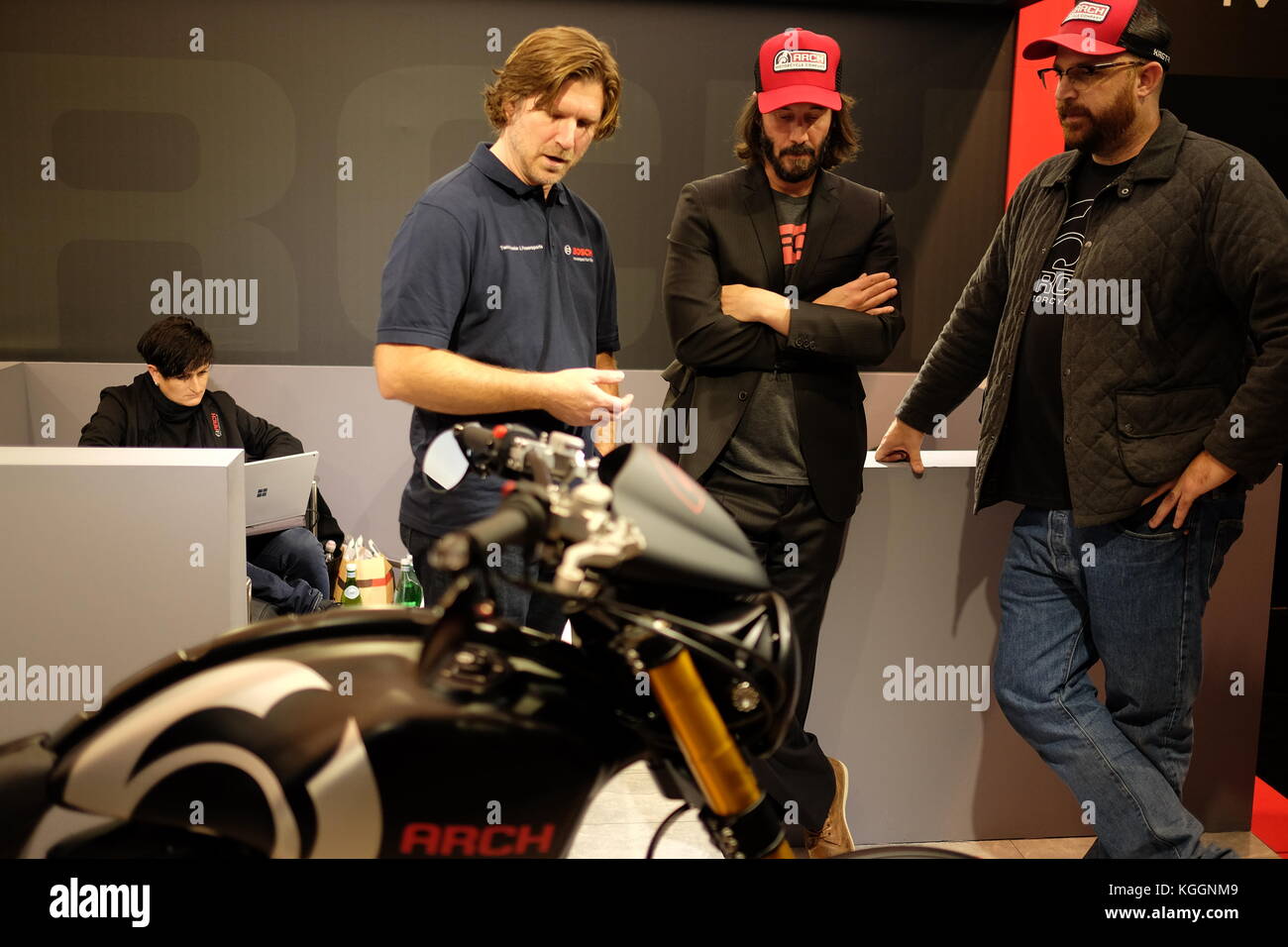 Keanu reeves motorcycle hi-res stock photography and images - Alamy