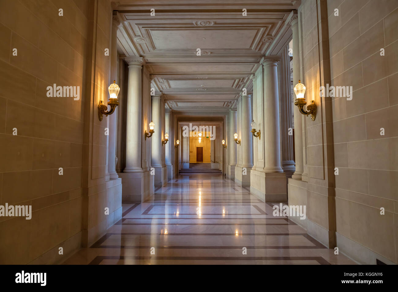 San francisco city hall interior hi-res stock photography and images ...