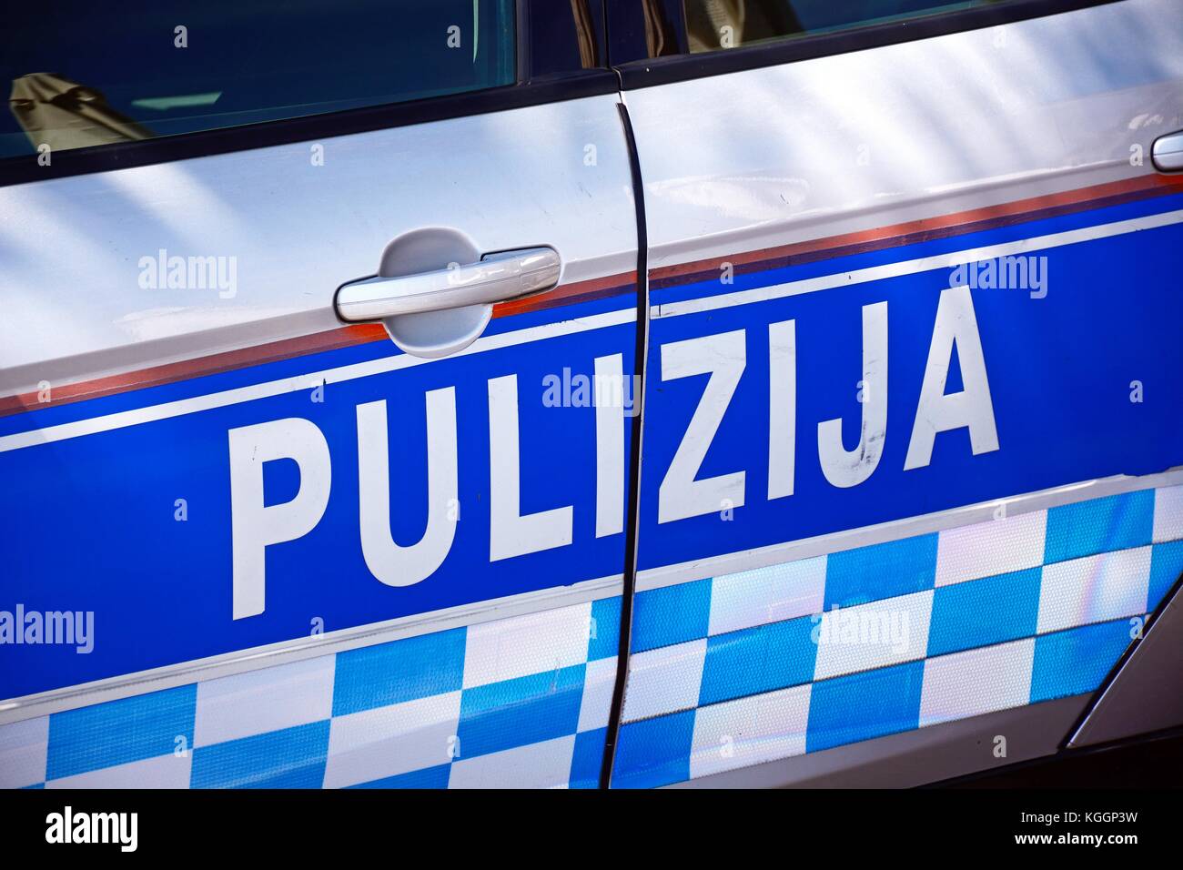 Maltese police car hi-res stock photography and images - Alamy